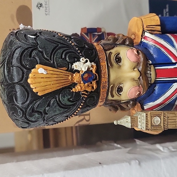 Jim Shore | Accents | Nib Jim Shore British Nutcracker Figurine ...